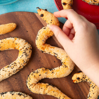 Scarily cute bread snakes! - A Mummy Too