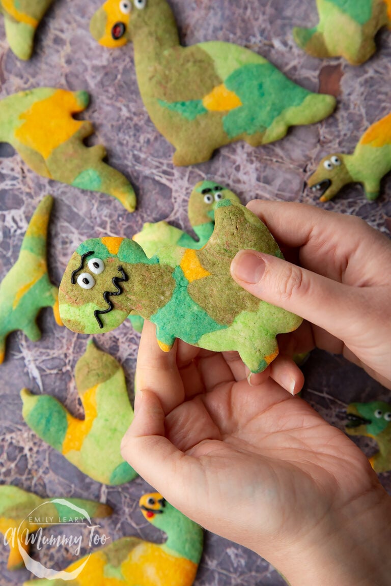 How to Make Dinosaur Cookies