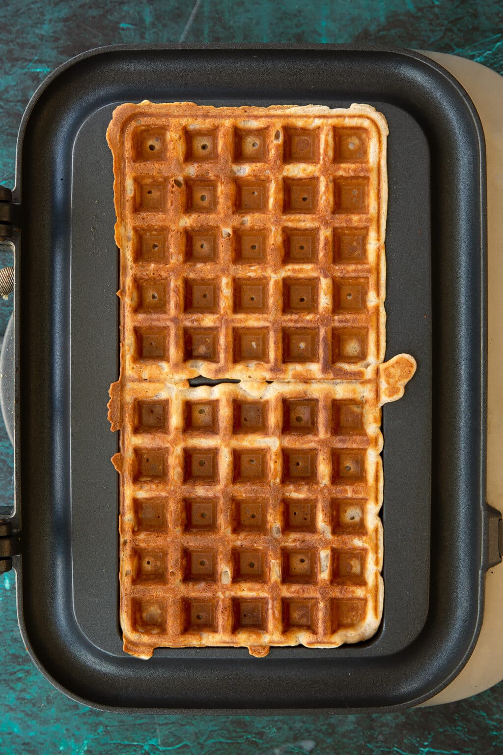 Best Cinnamon Waffles Recipe