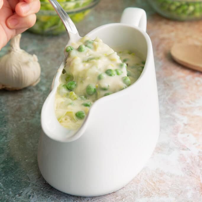 Leek and Cheese Sauce