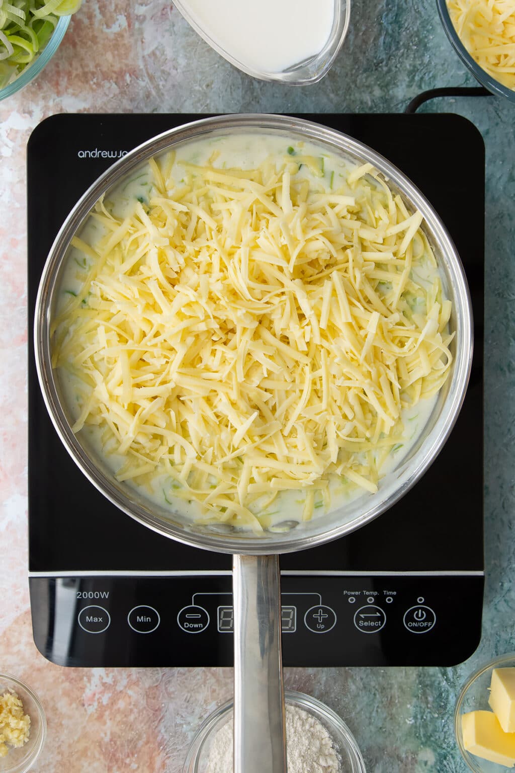 Leek and Cheese Sauce