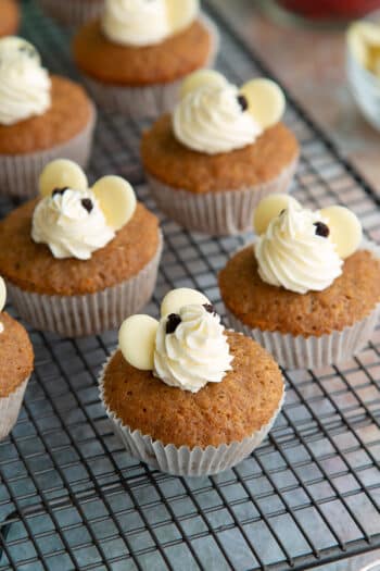 Cheeky Mouse Cakes by David Atherton