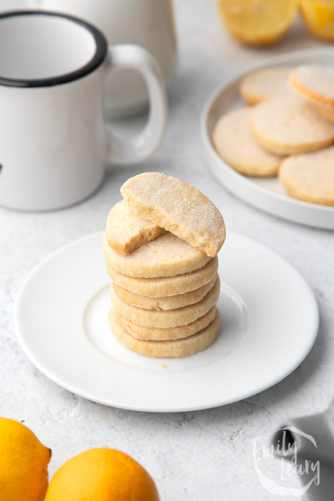Easy Lemon Shortbread Biscuits